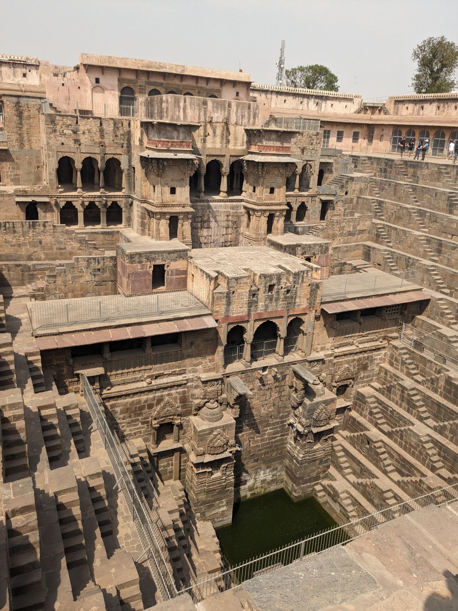 Sightseeing near Agra – Travels with Owen